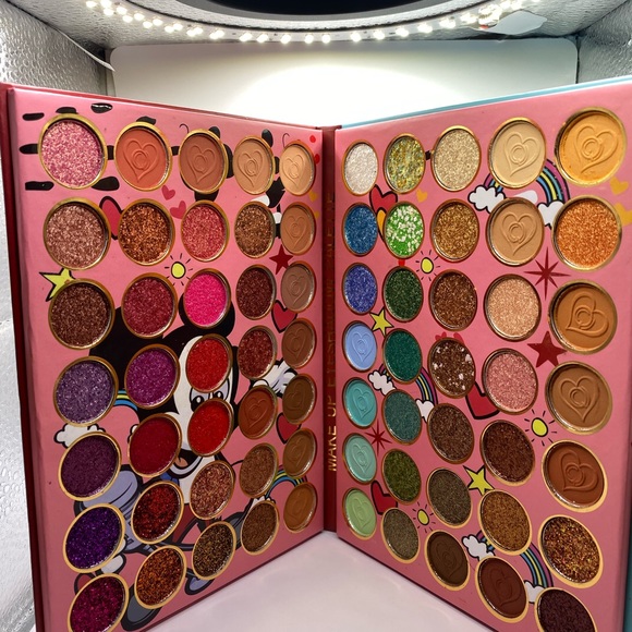 ULTRAMO | Makeup | Ultramo Retro Mickey Mouse Eyeshadow Palettehappy ...